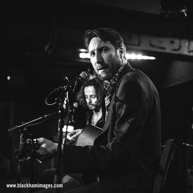 Fisk & Amor - Joel Fisk